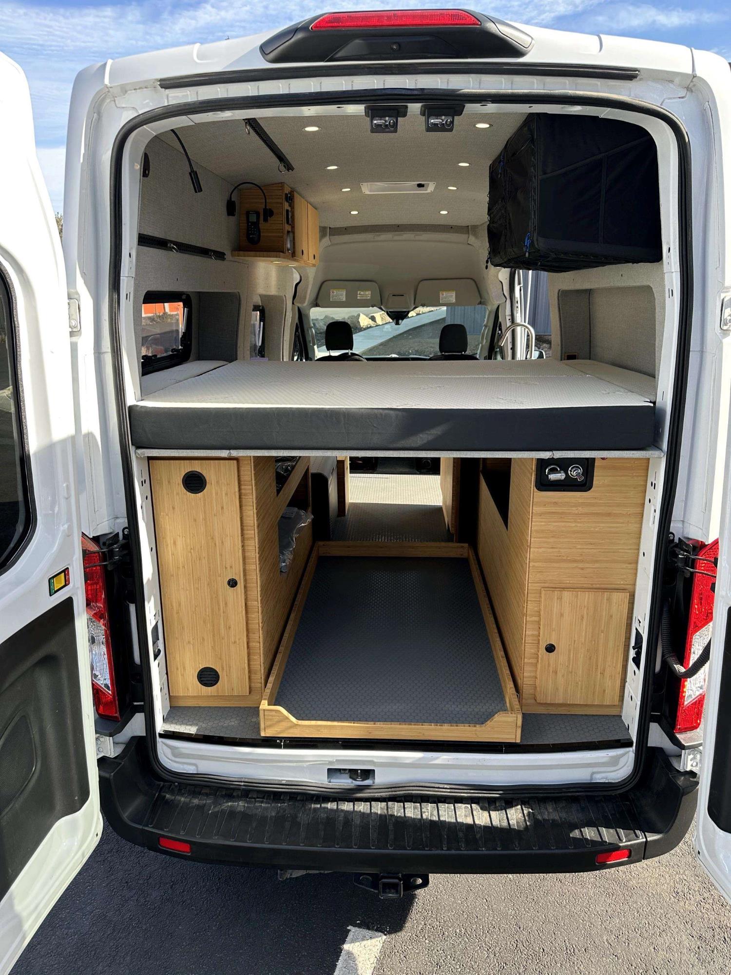 Van Builder and Integrator